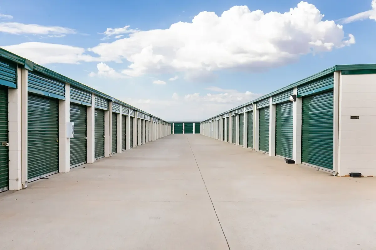 Self Storage in Hemet, CA, by South Sanderson Avenue | A Storage Place
