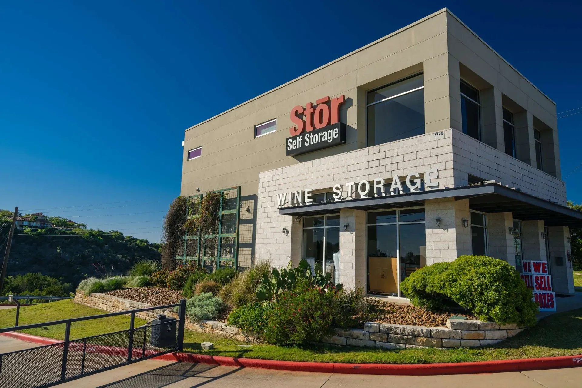 Self Storage Units in Austin, TX | Bee Caves Rd