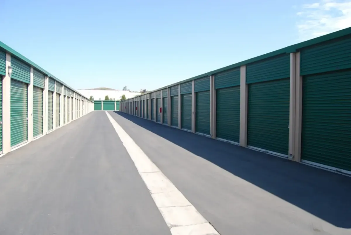 Self Storage in Riverside, CA, on Magnolia Avenue | A Storage Place